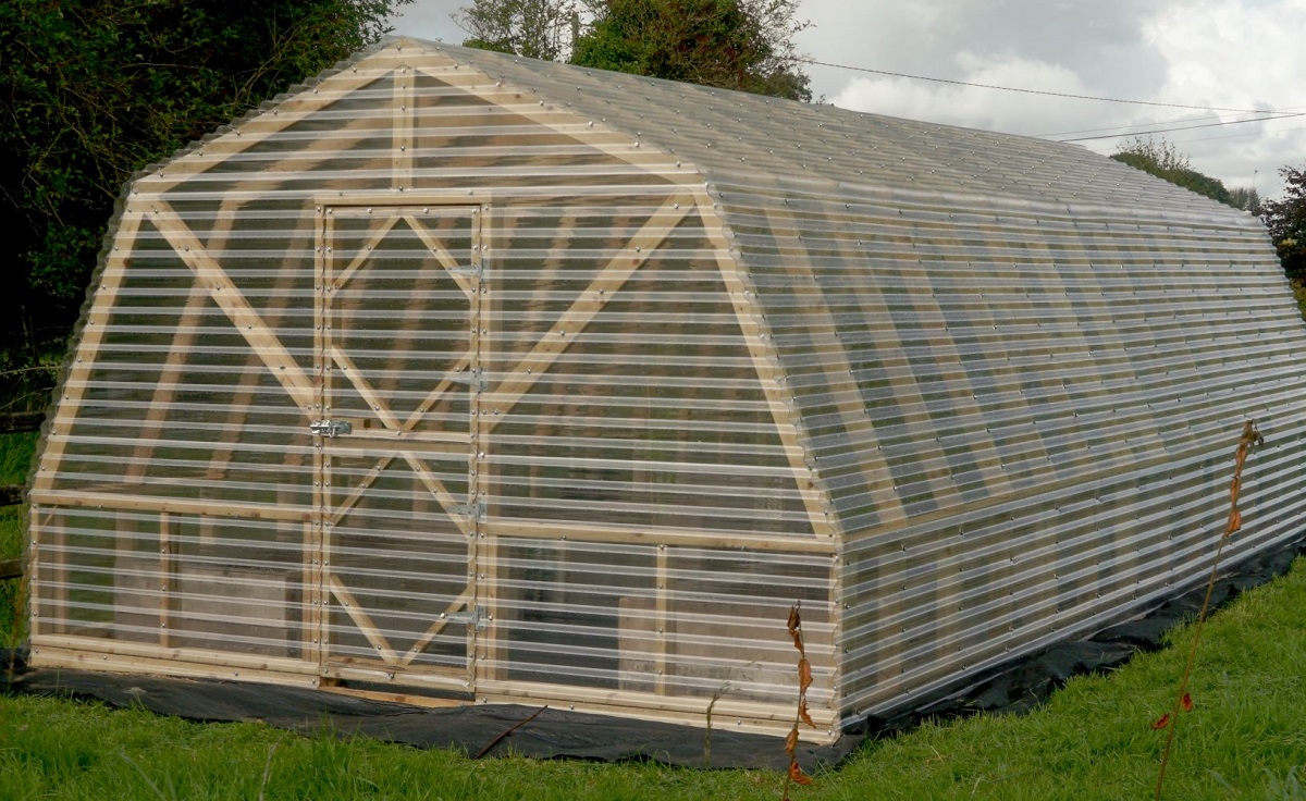 Marlon CS Heptagon Greenhouses