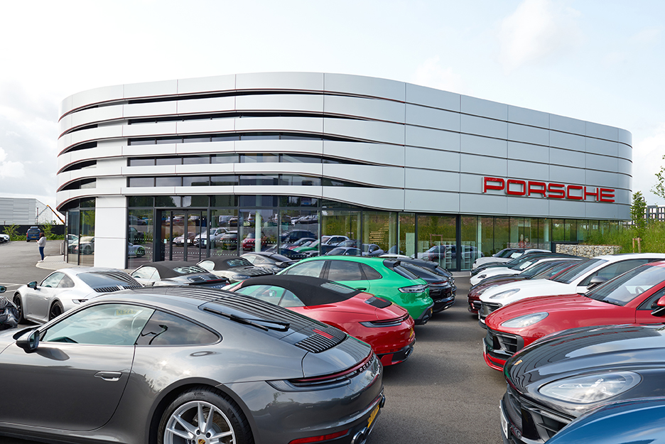 Porsche Centre High Wycombe